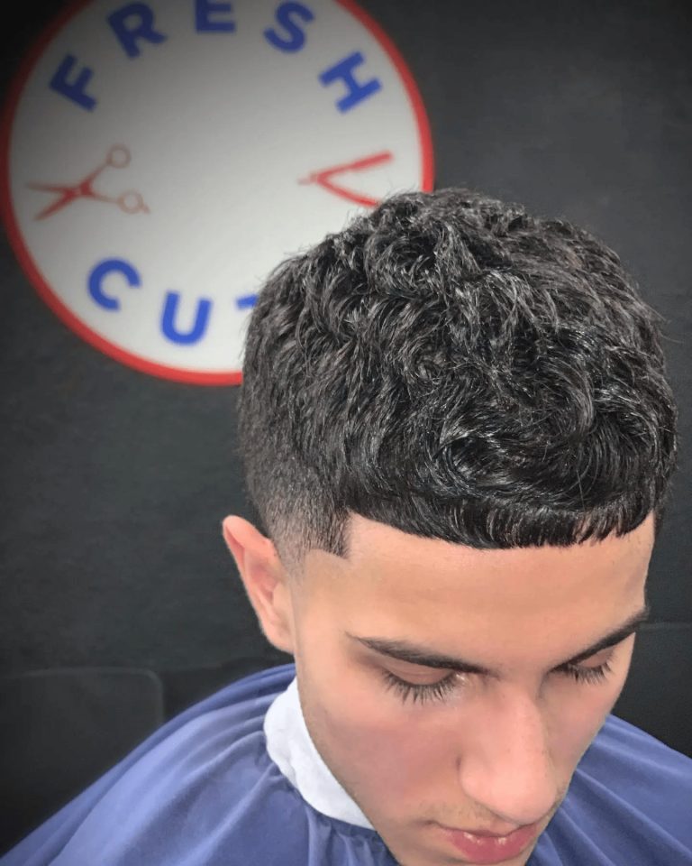 Textured Fringe Low Taper Fade: A Stylish Haircut Guide in 2025 - Taper ...